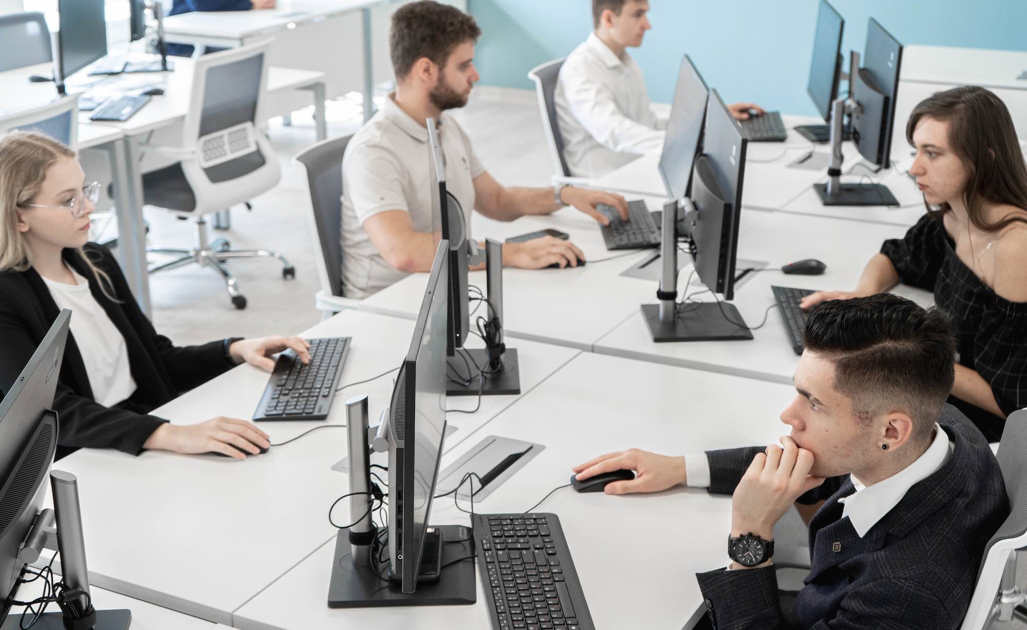 UK Vehicle Check: Why They Matter and How to Perform Them - Rapid Car Check